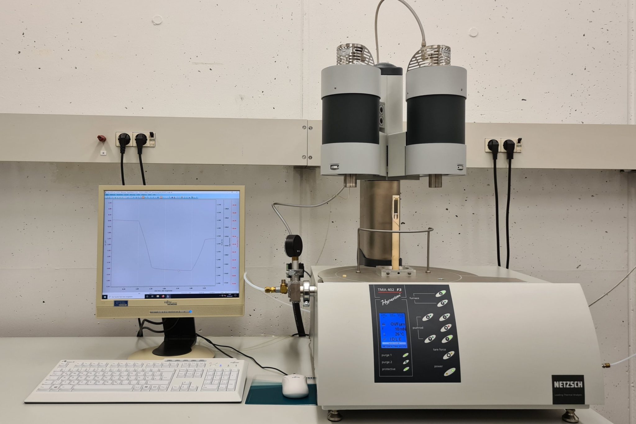 Thermomechanischer Analysator - Netzsch TMA Hyperion 402 - Lehrstuhl ...