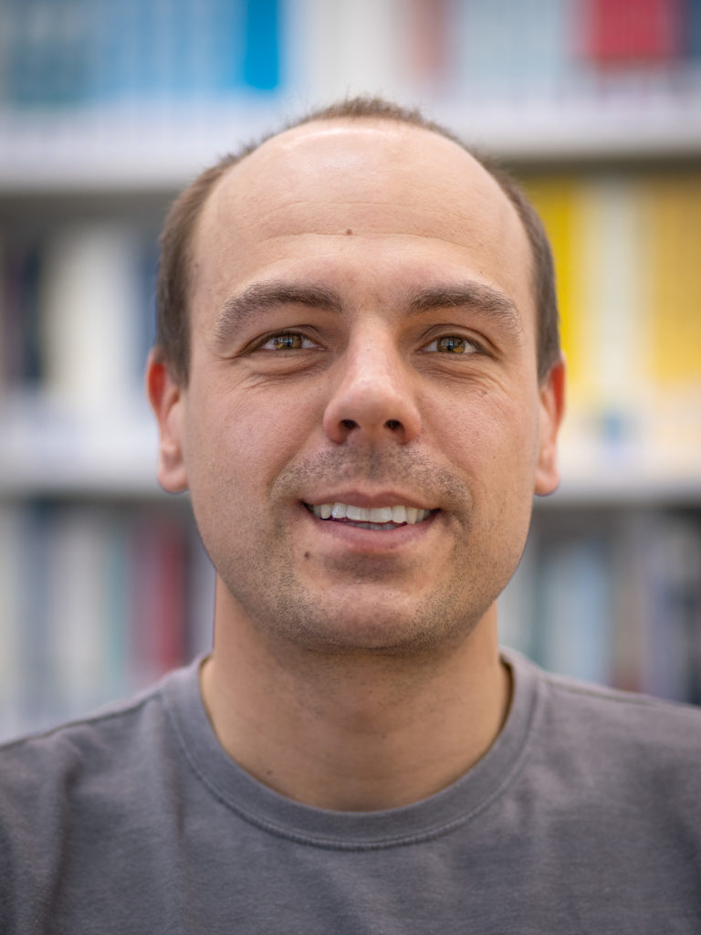 Martin Weiser - Lehrstuhl für Allgemeine Werkstoffeigenschaften